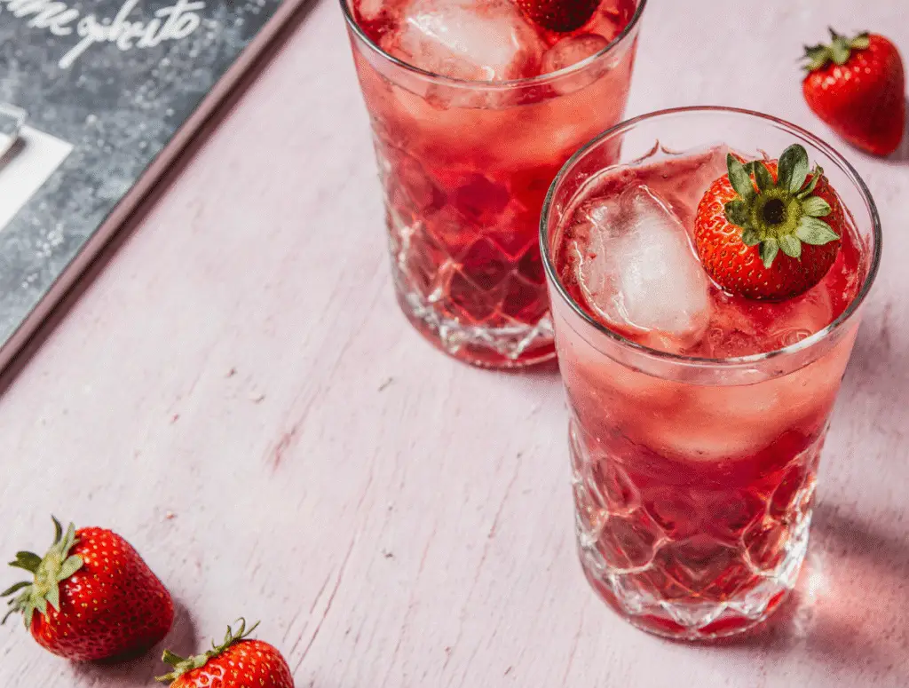 How to Make the Perfect Strawberry Sprite Drink: A Foolproof Party ...